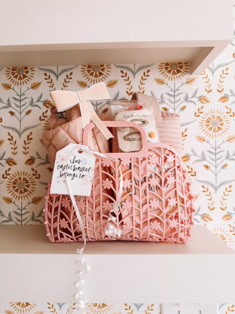 Freebie! Easter Flag and Basket Gift Tags! - Casey Wiegand of The Wiegands