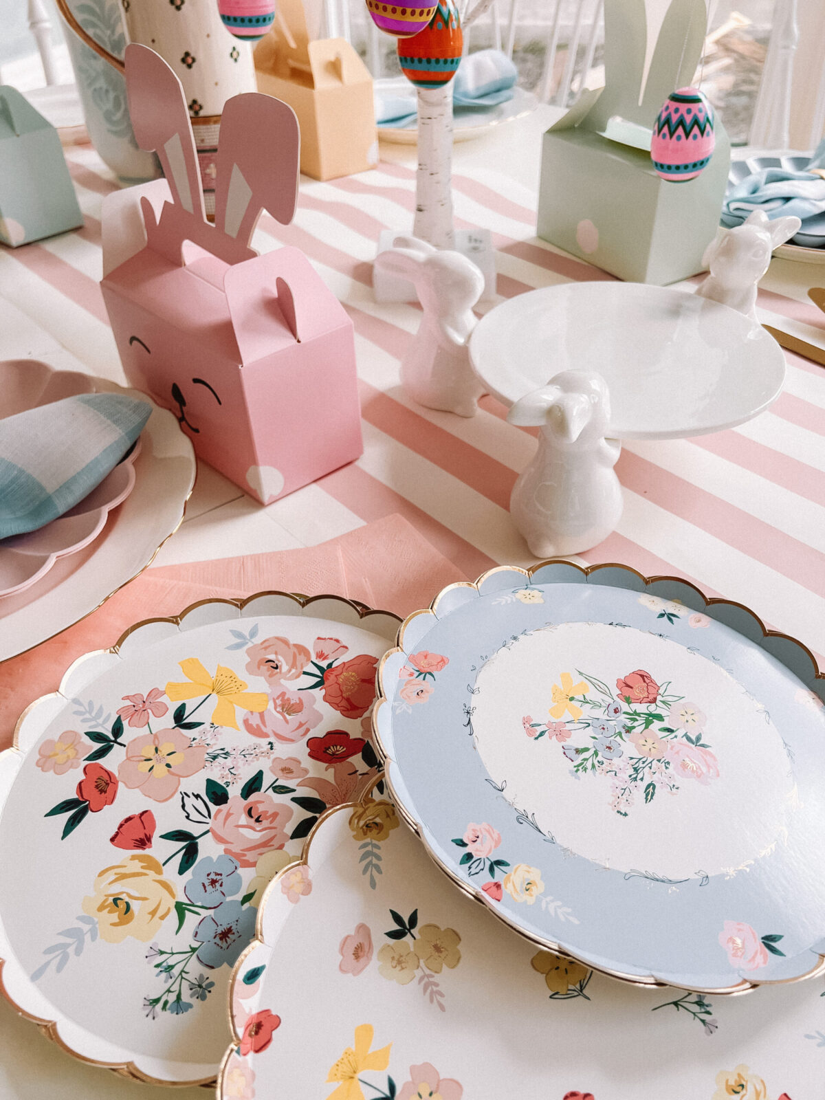 Easter Home Decor - Casey Wiegand of The Wiegands